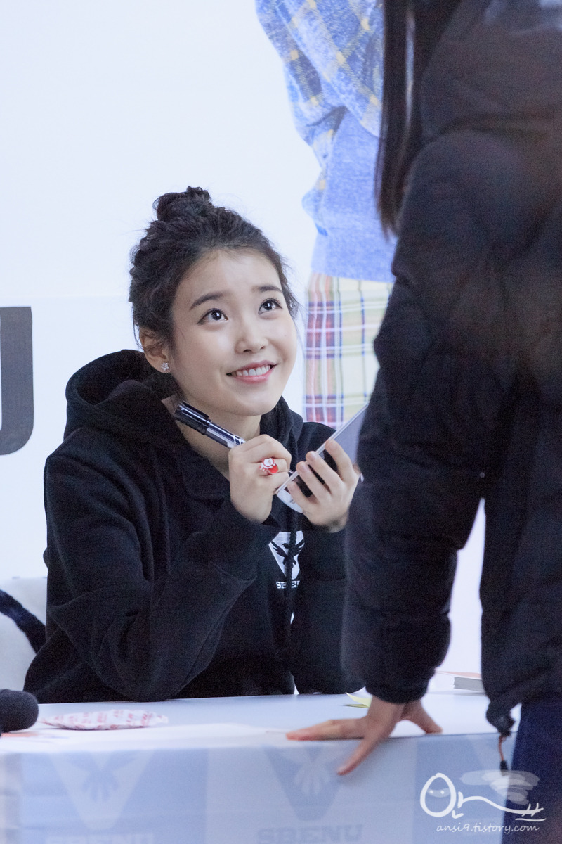 아이컨택유 :: 웃긴대학 대기자료